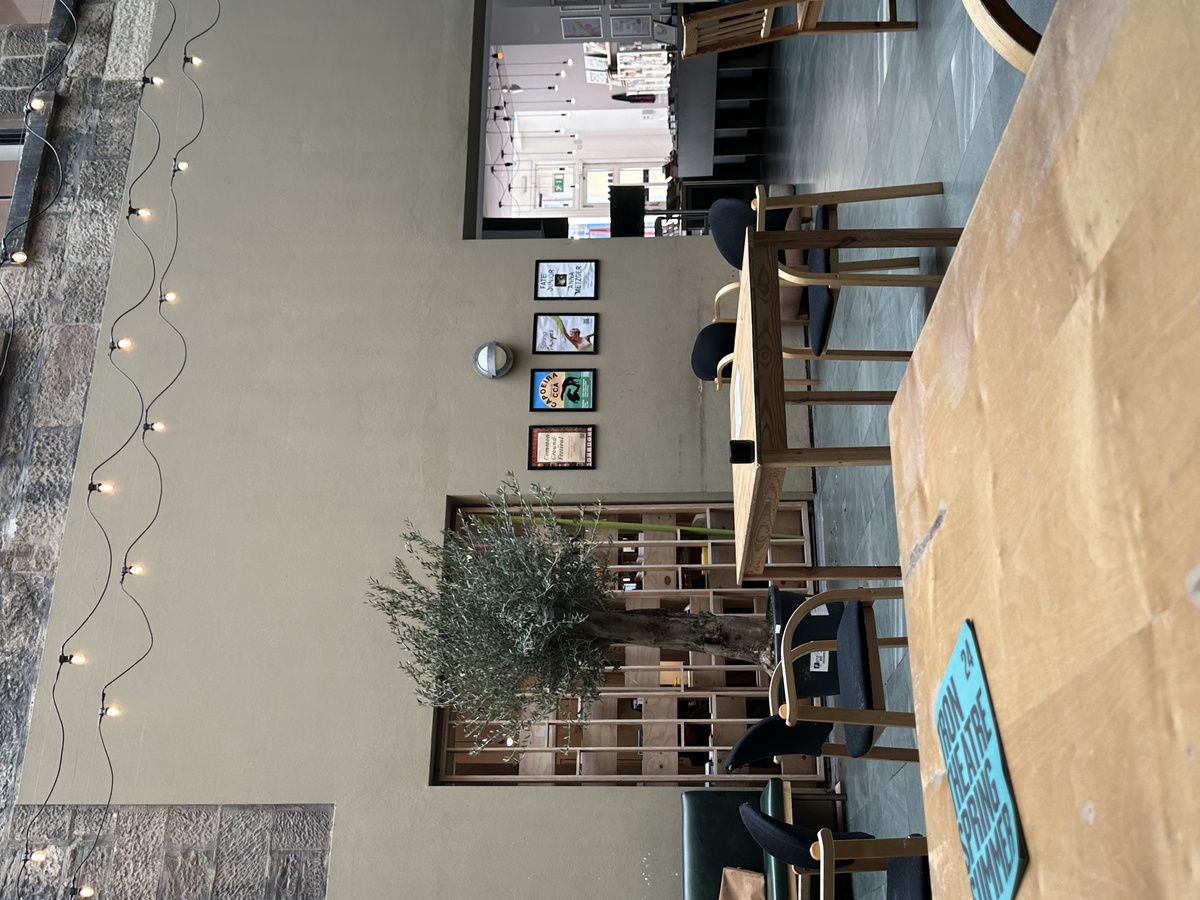 sound space — Kevin Leomo