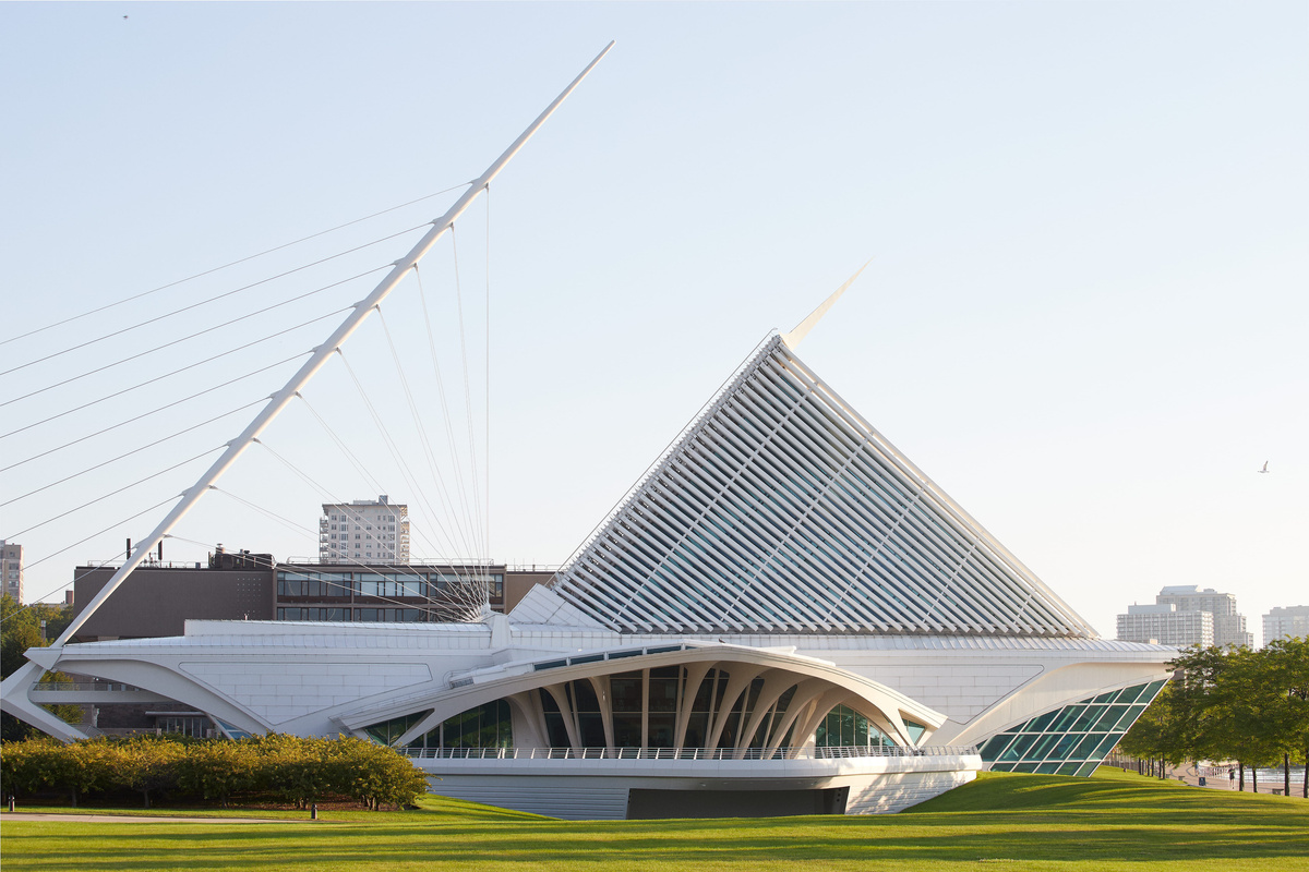 Milwaukee Art Museum — Chris Jeong | Chicago Architectural Photographer