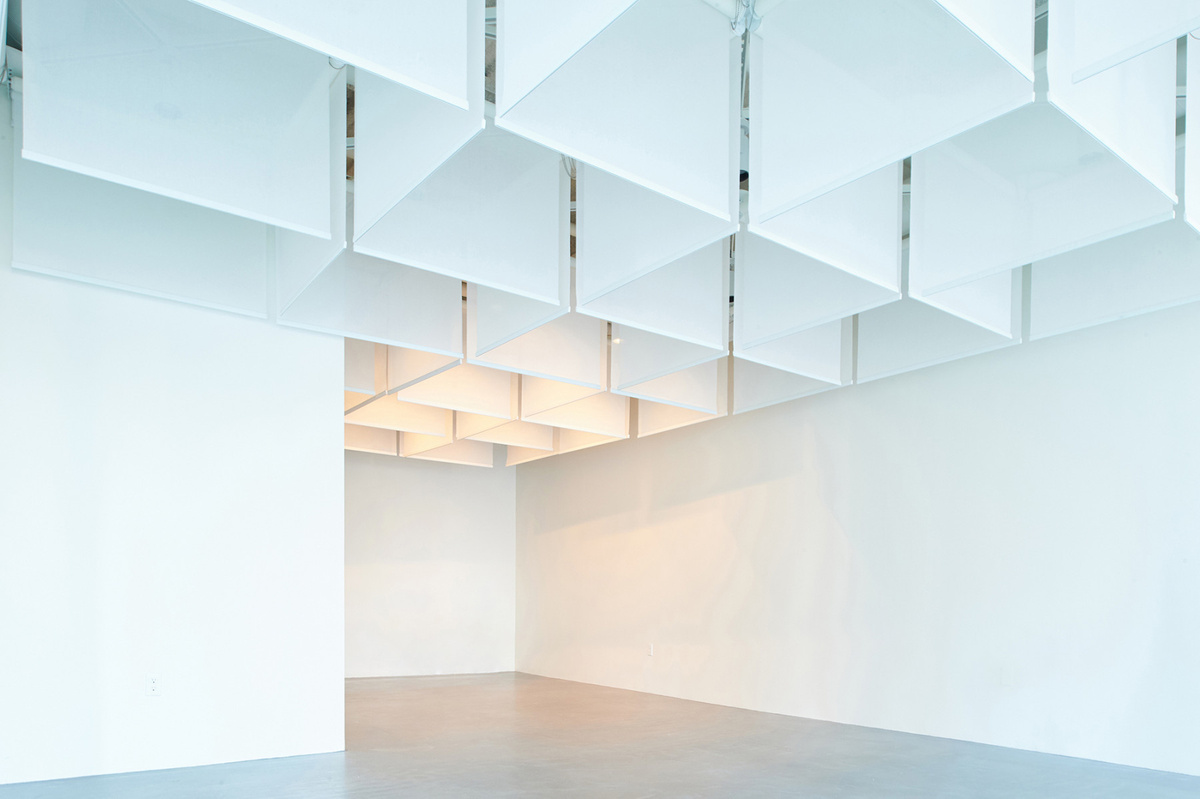 FLY GALLERY — Studio J. Jih