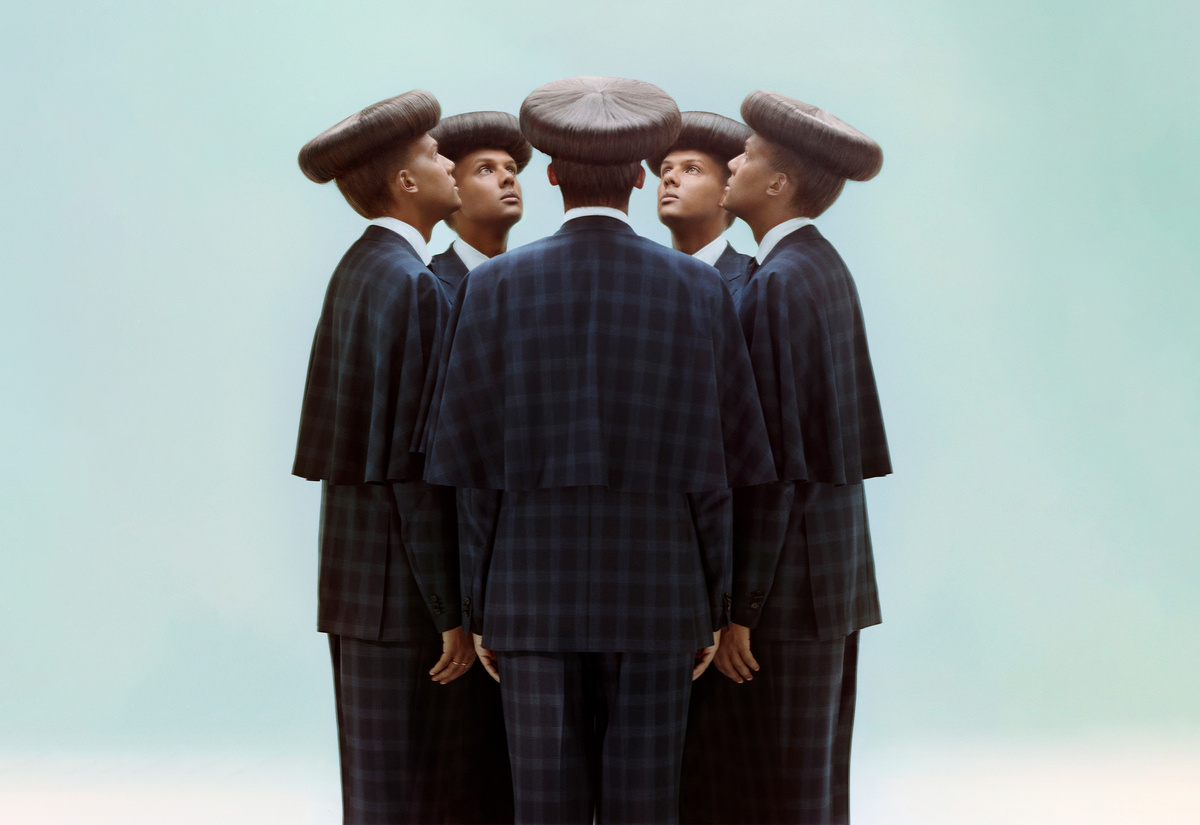 STROMAE "MULTITUDE" — BOLD