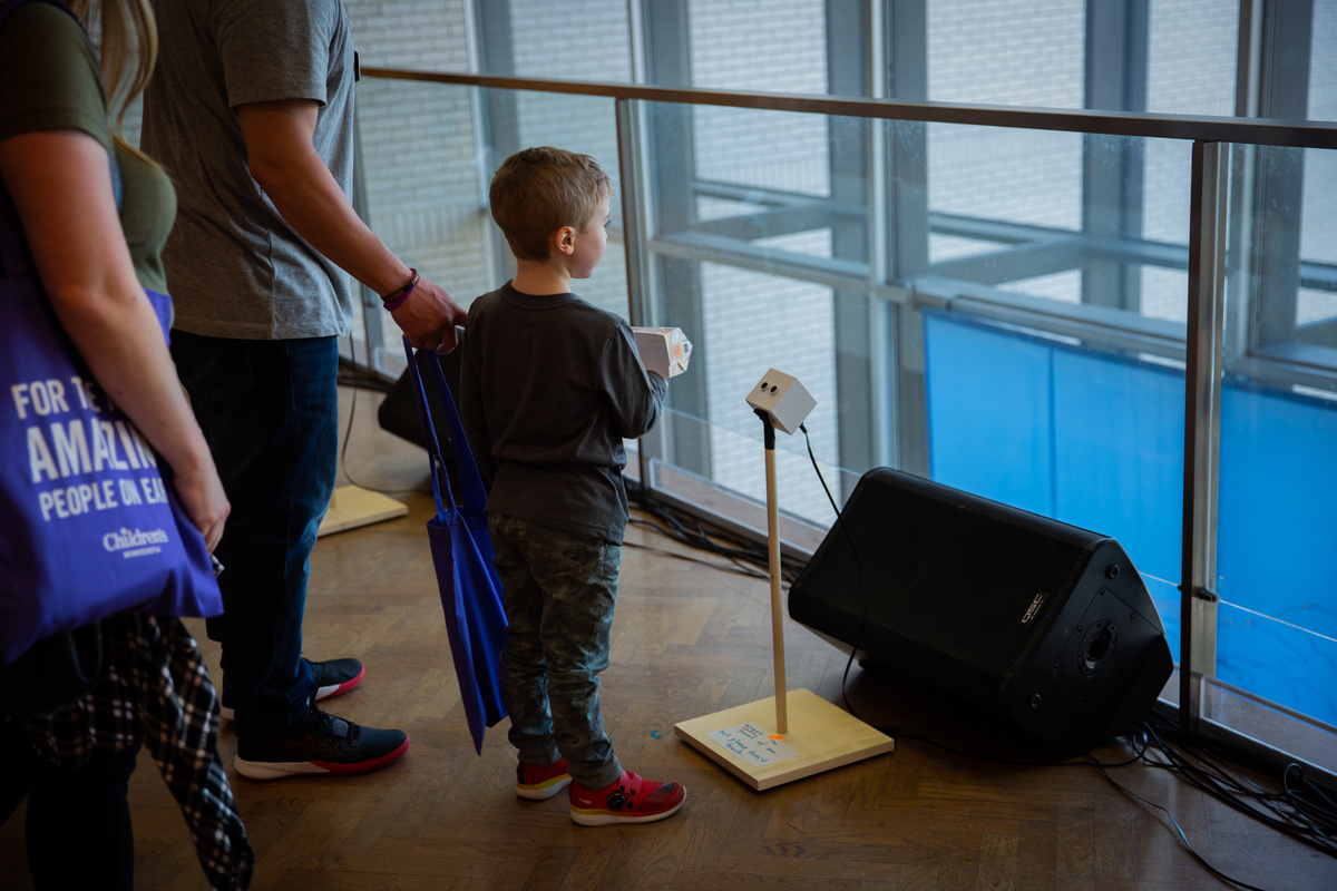 Mia — Michael Legan