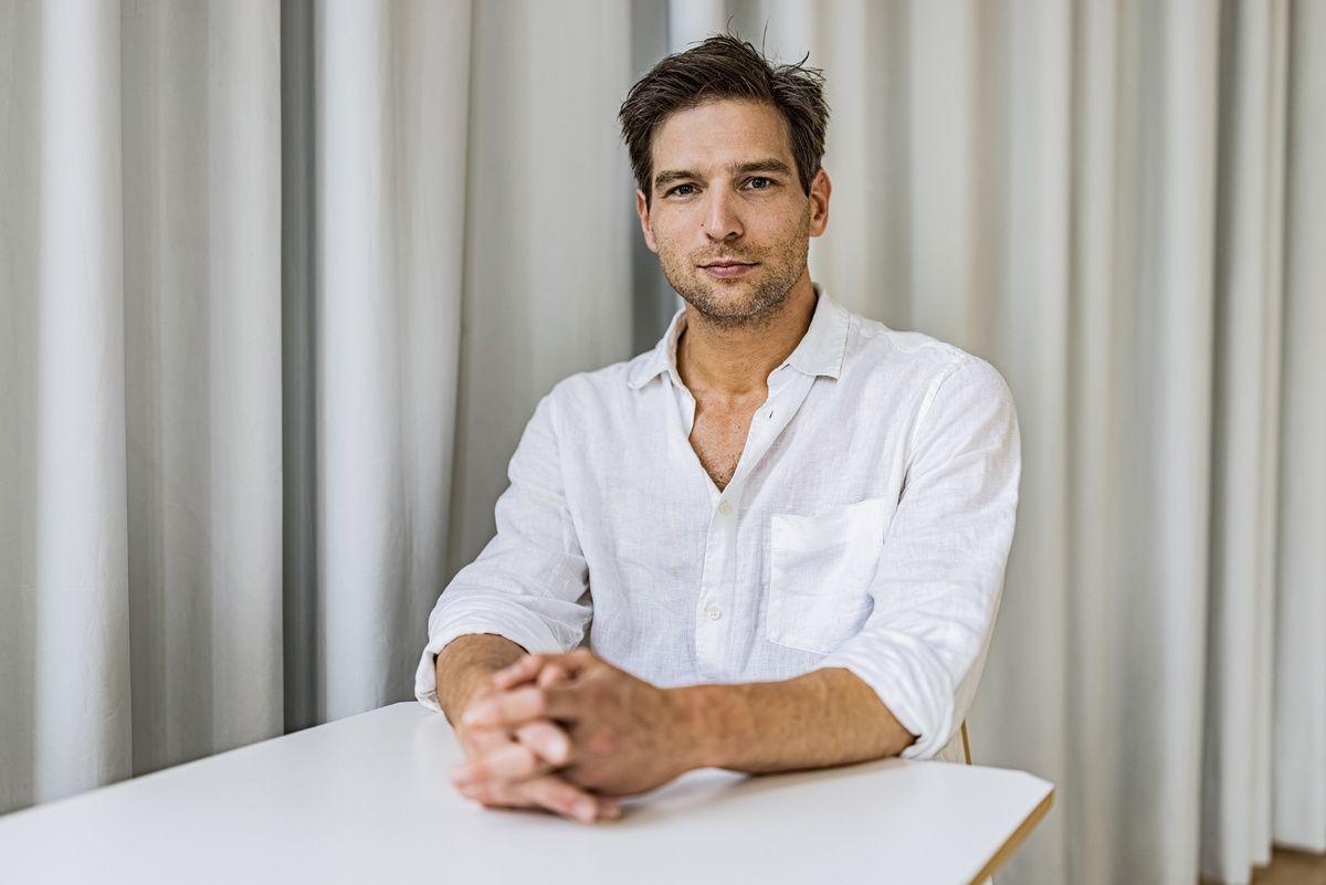 ROBERT FINSTER — Agentur Kelterborn