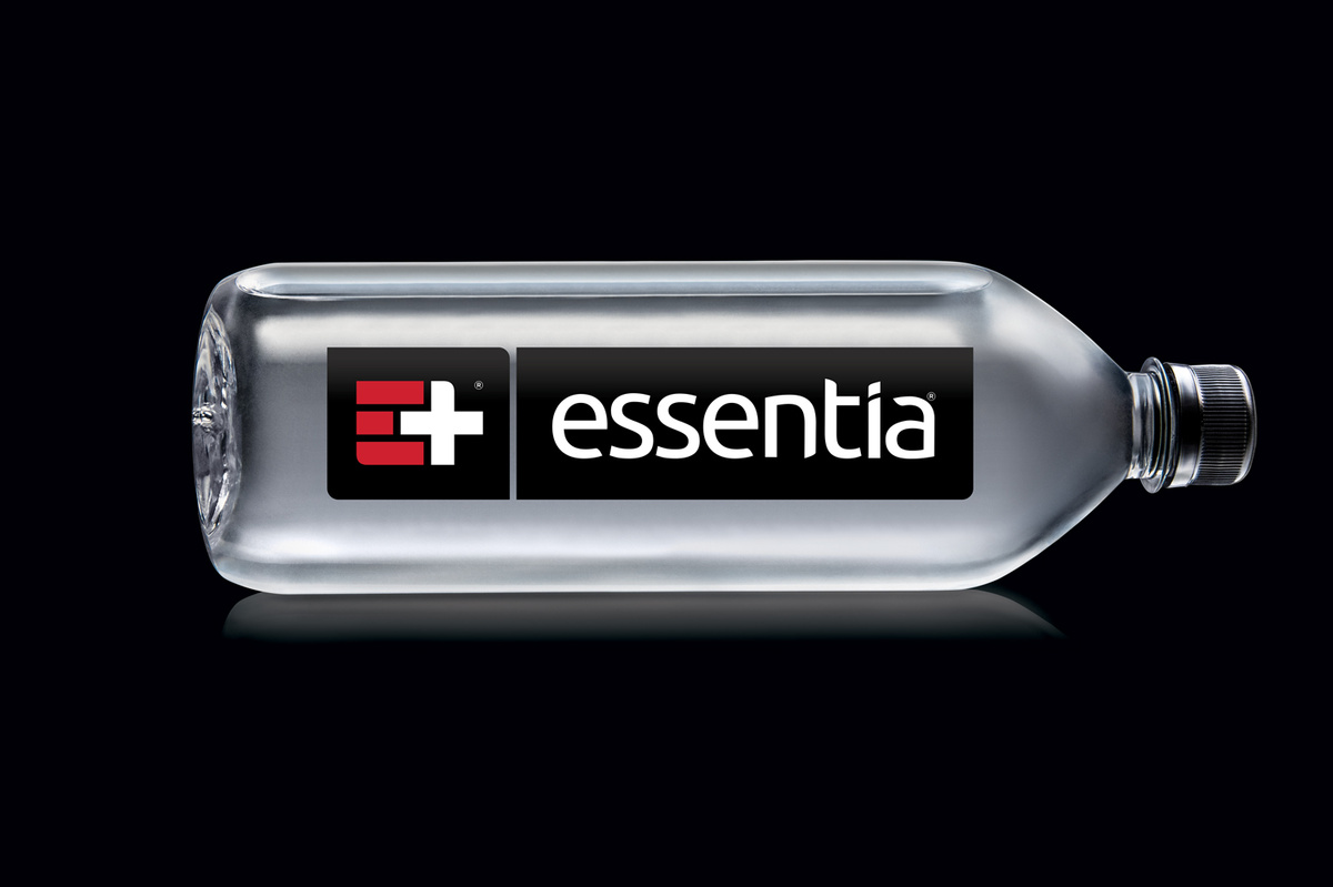 Essentia "Branding" — Rhea Hanges