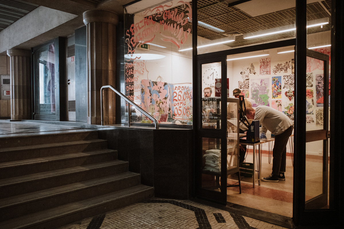 Play(TheUnder)ground PT — mais uno +1