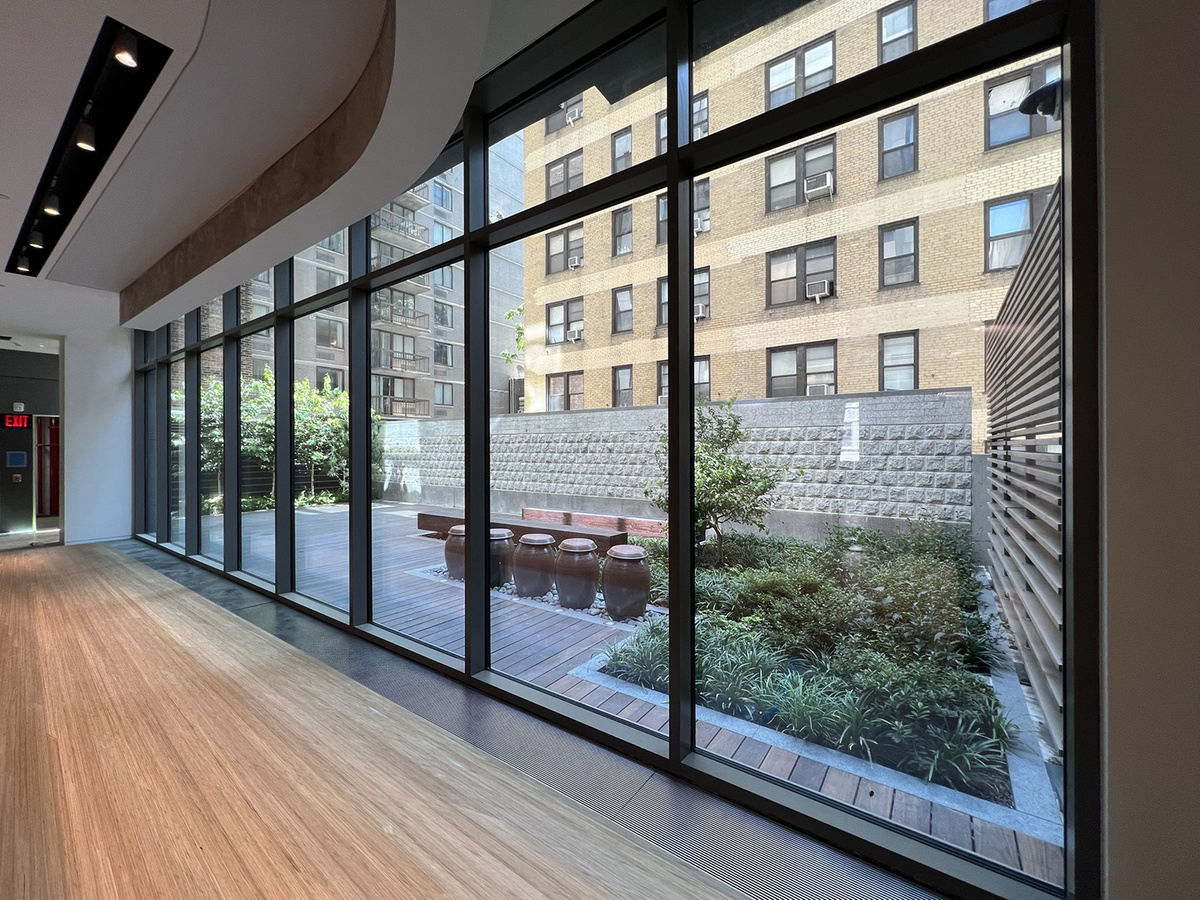 KCC — Kouzmanoff Bainton