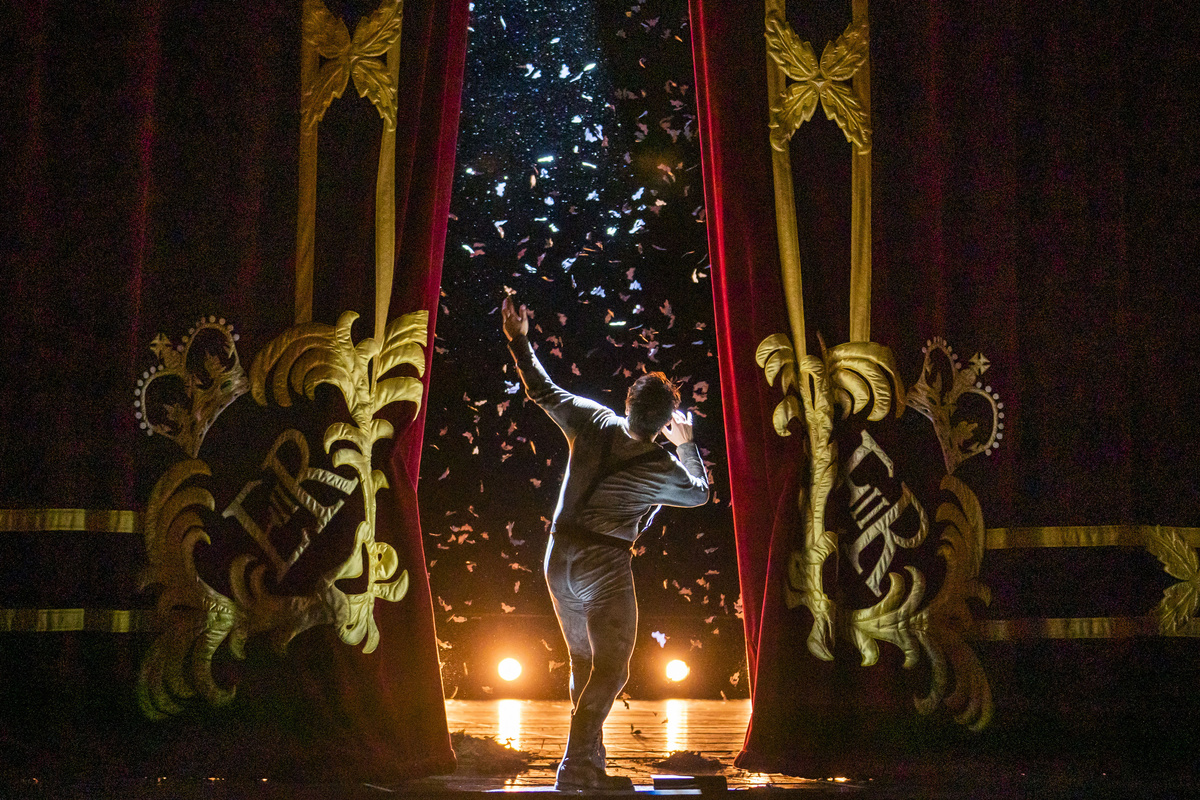 Apollo e Dafne — adelethomasdirector.com