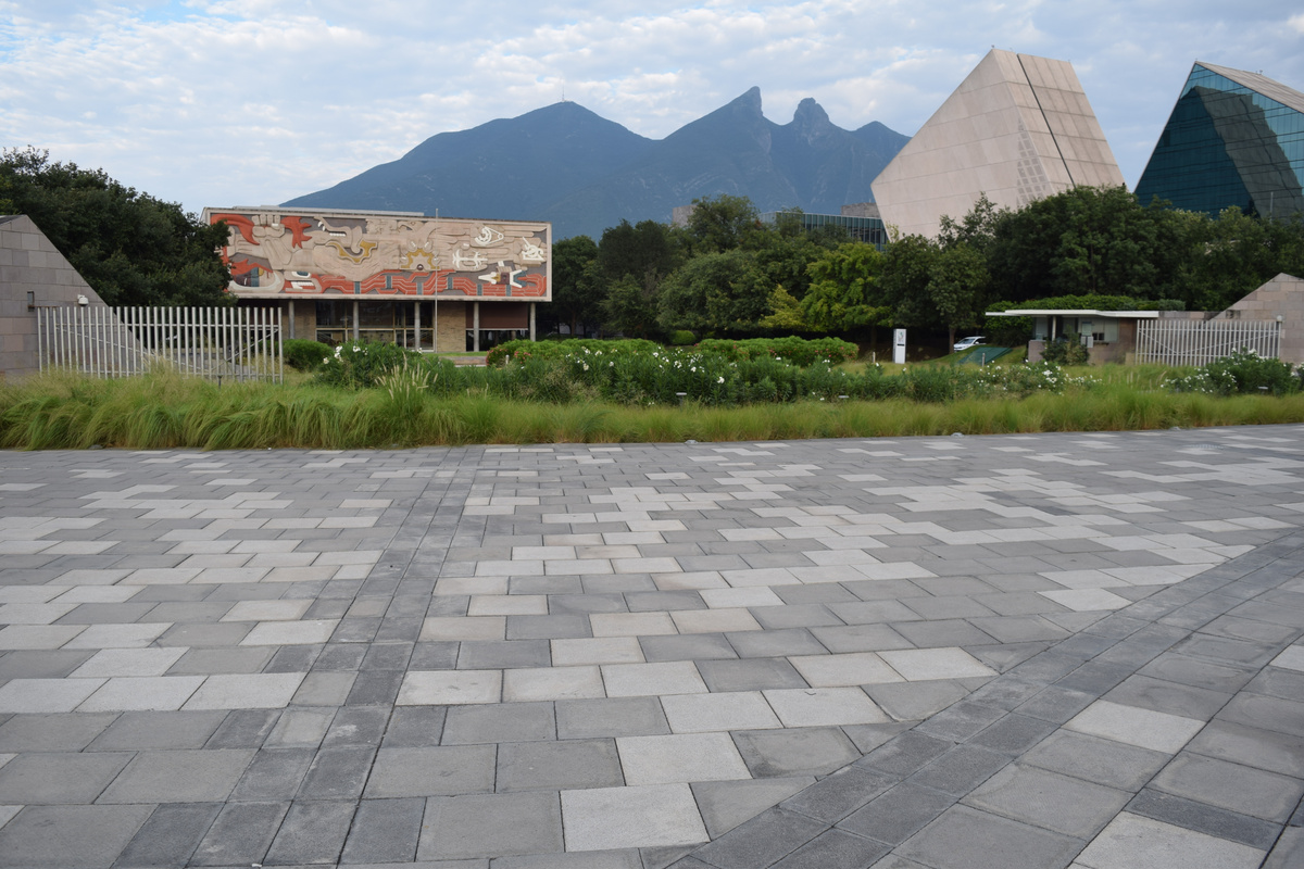 Distrito Tec — Basaltex