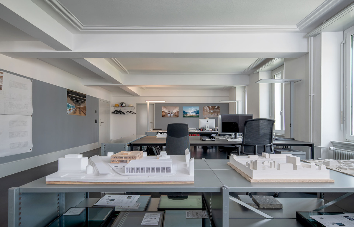 CONTACT — COMAMALA ISMAIL