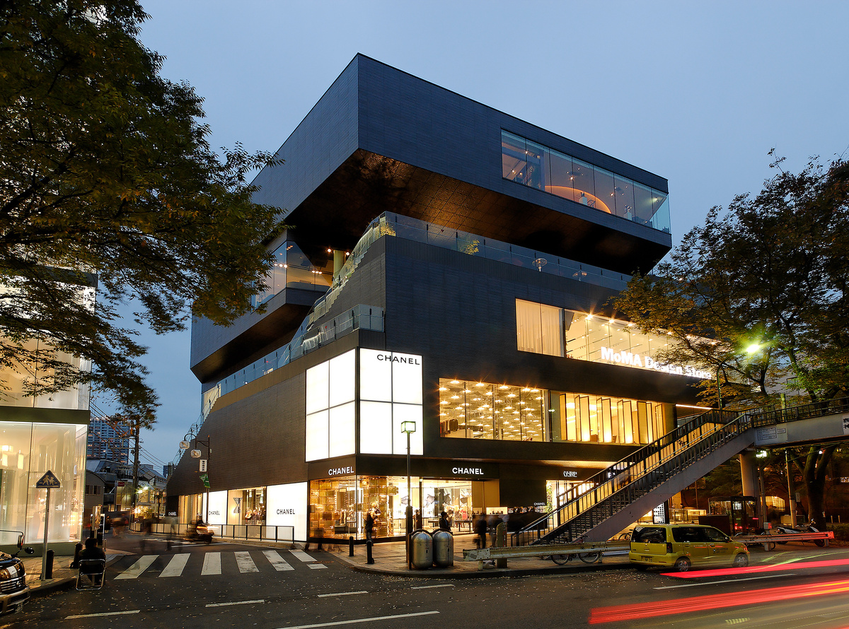 Gyre | Omotesando — WHEN IN TOKYO | Tokyo's Art, Design and ...