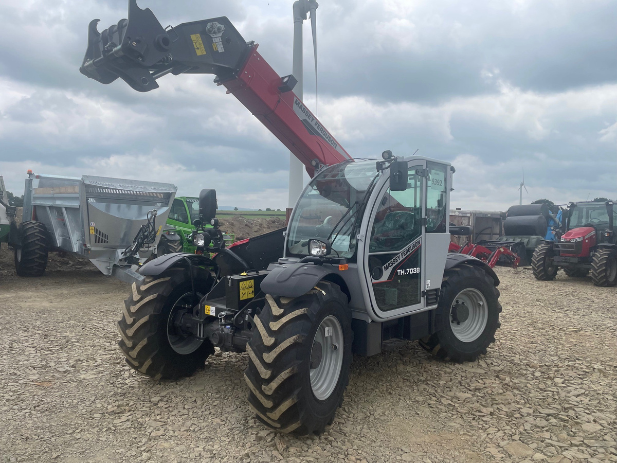 DEMO MASSEY FERGUSON TH-7038 TELEHANDLER — Rundle & Co Agri