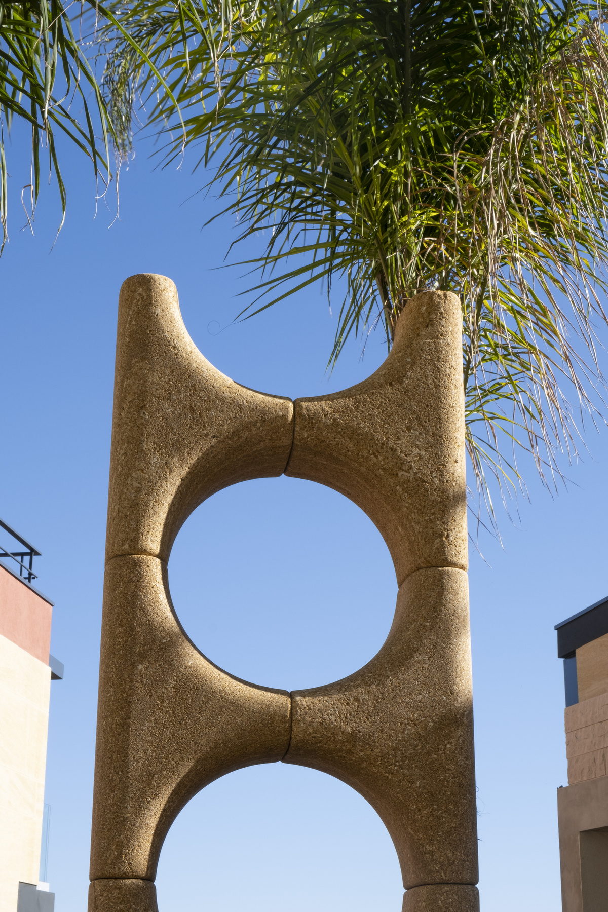 Endless holes, 2023 — Henri Frachon