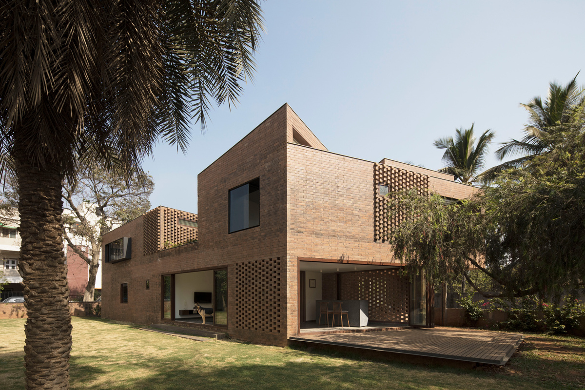 Brick House — CollectiveProject