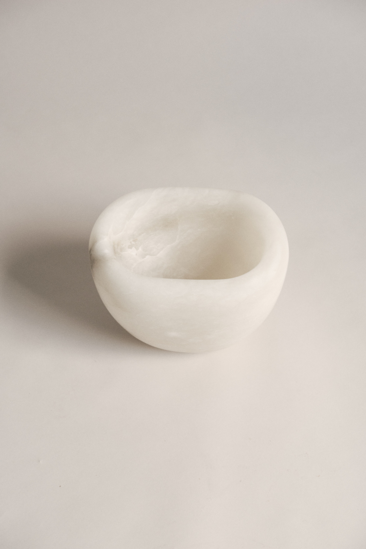 OLIVER COOK - TALL OVAL BOWL — Atelier LK