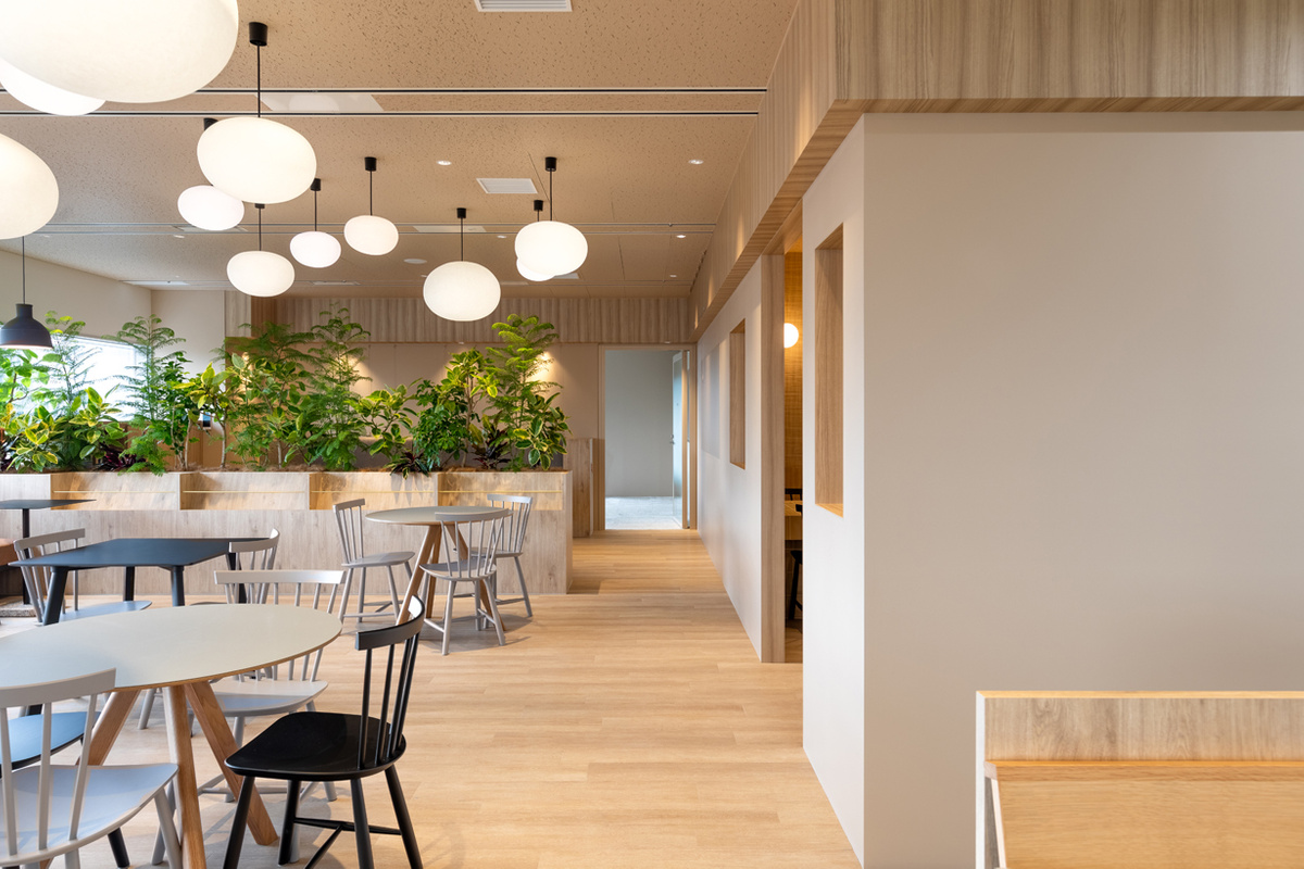 IVSL-TOKYO — van der Architects