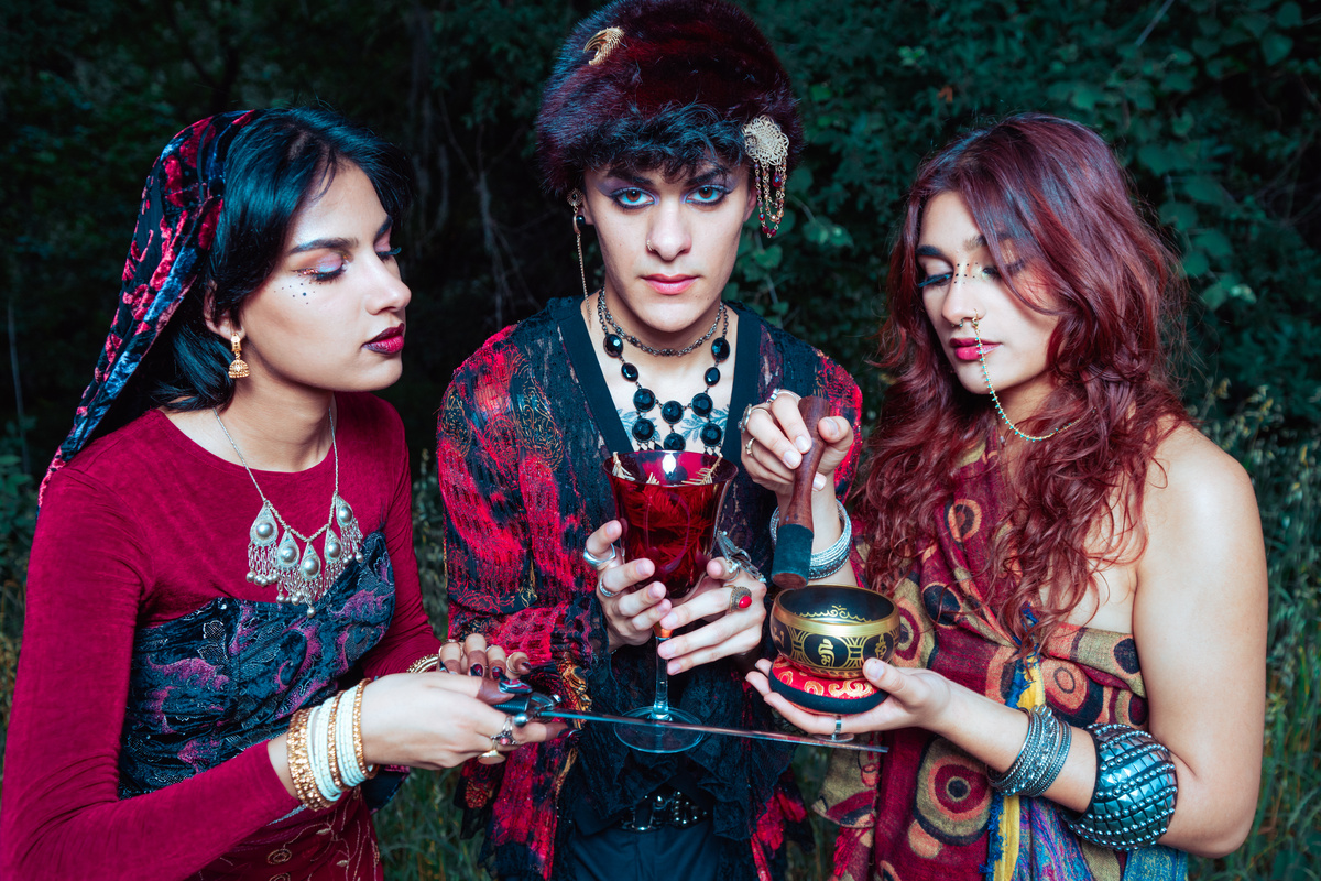 The Seance Circle — SPARK