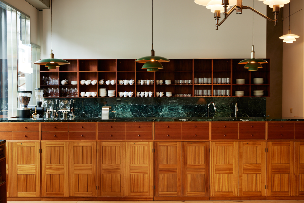 LURF GALLERY CAFE | Daikanyama — WHEN IN TOKYO | Tokyo's Art, Design and Architecture Guide