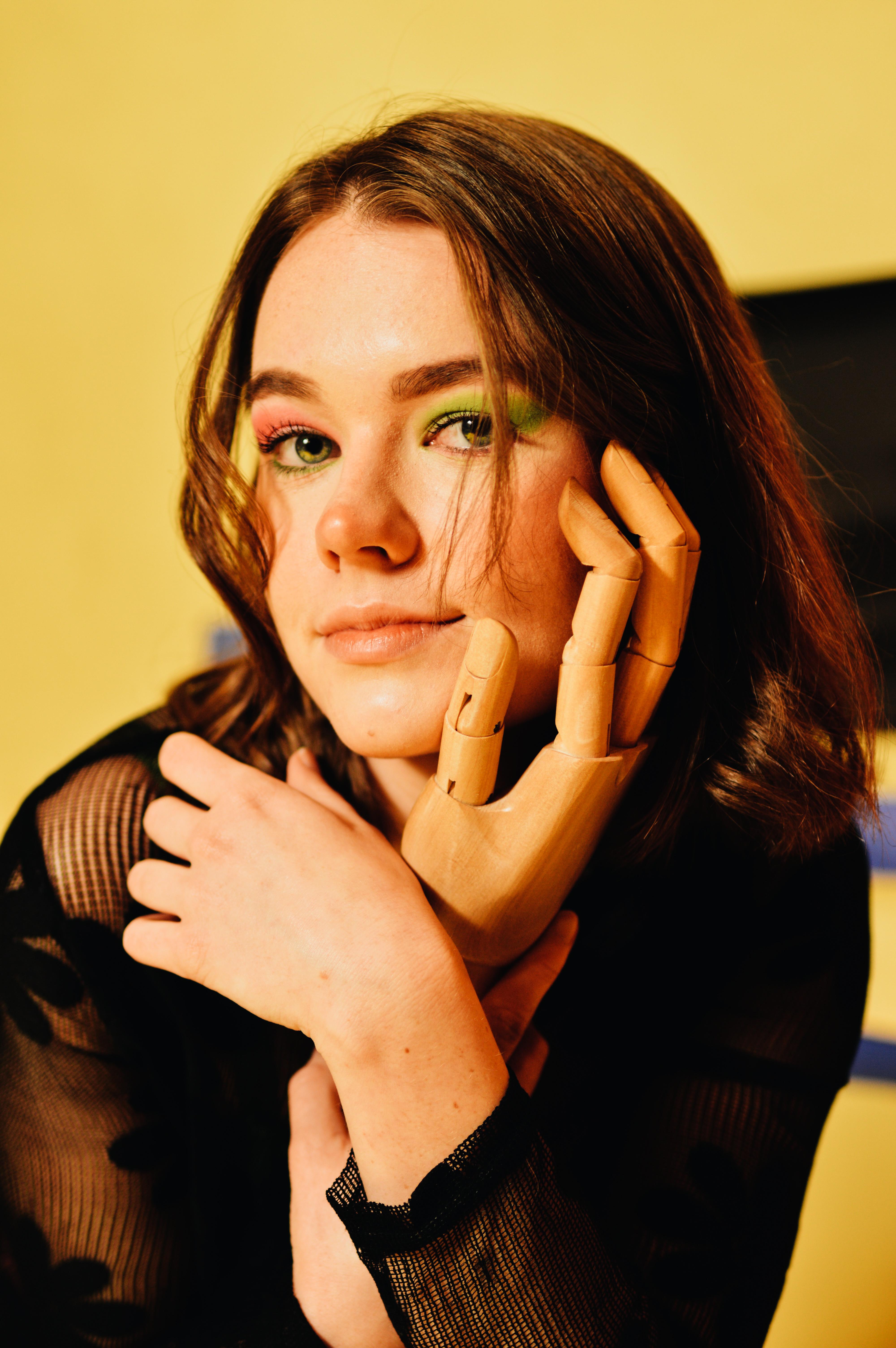 Gabrielle Thompson's Instagram, Twitter & Facebook on IDCrawl