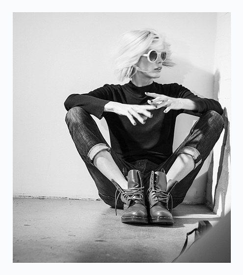 about AMOORE — AMOORE