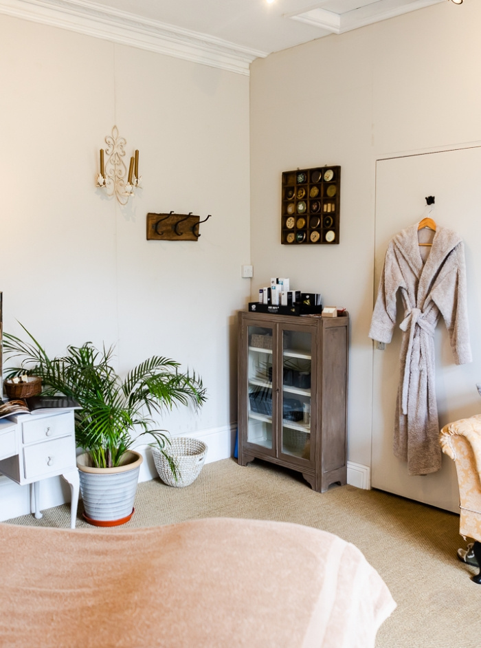 Room — Tannis Bridge