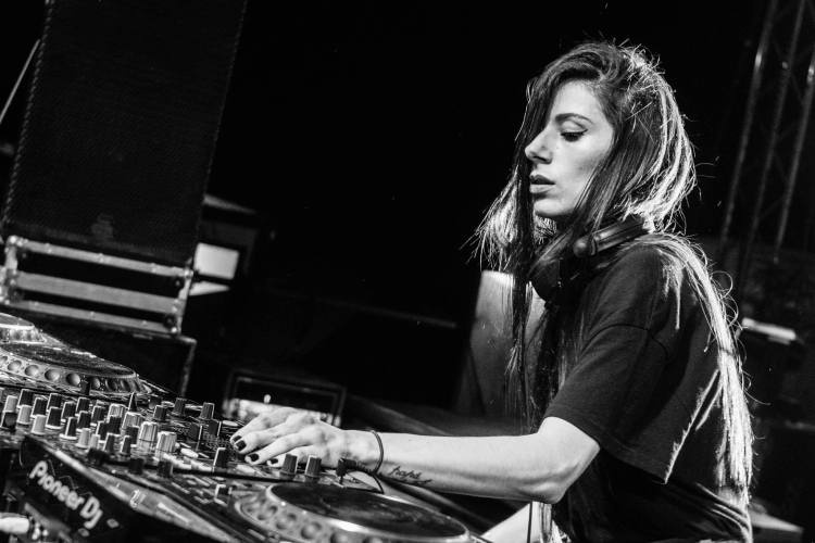 Bárbara Lago - Portugal — desertrainagency