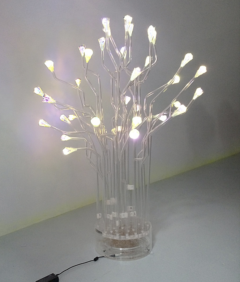 CIRCUITREE — PRODUCT DESIGN by MONEO BROCK