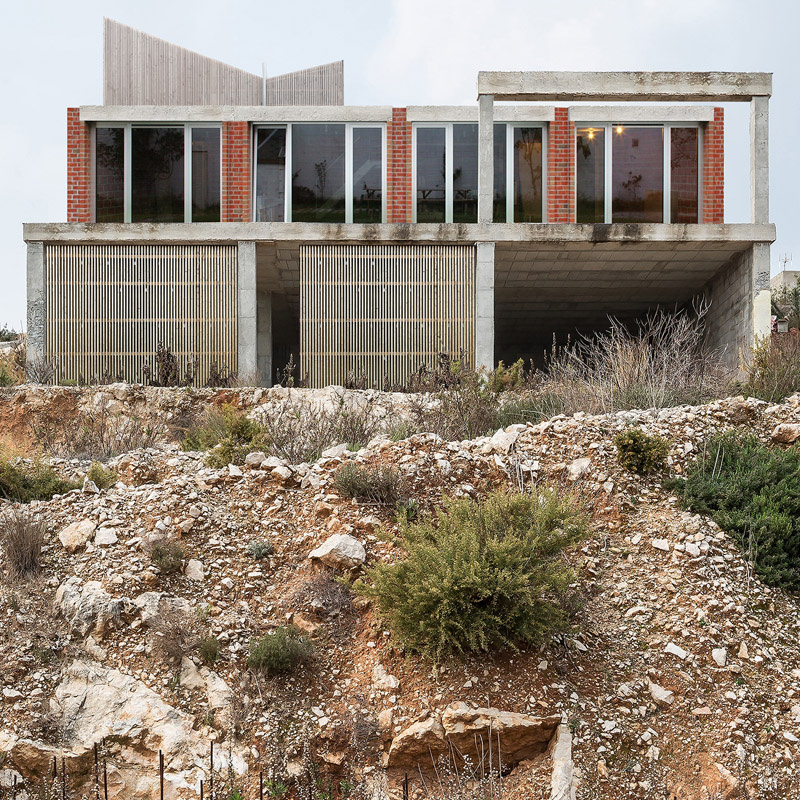 Unfinished — Jesús Vassallo