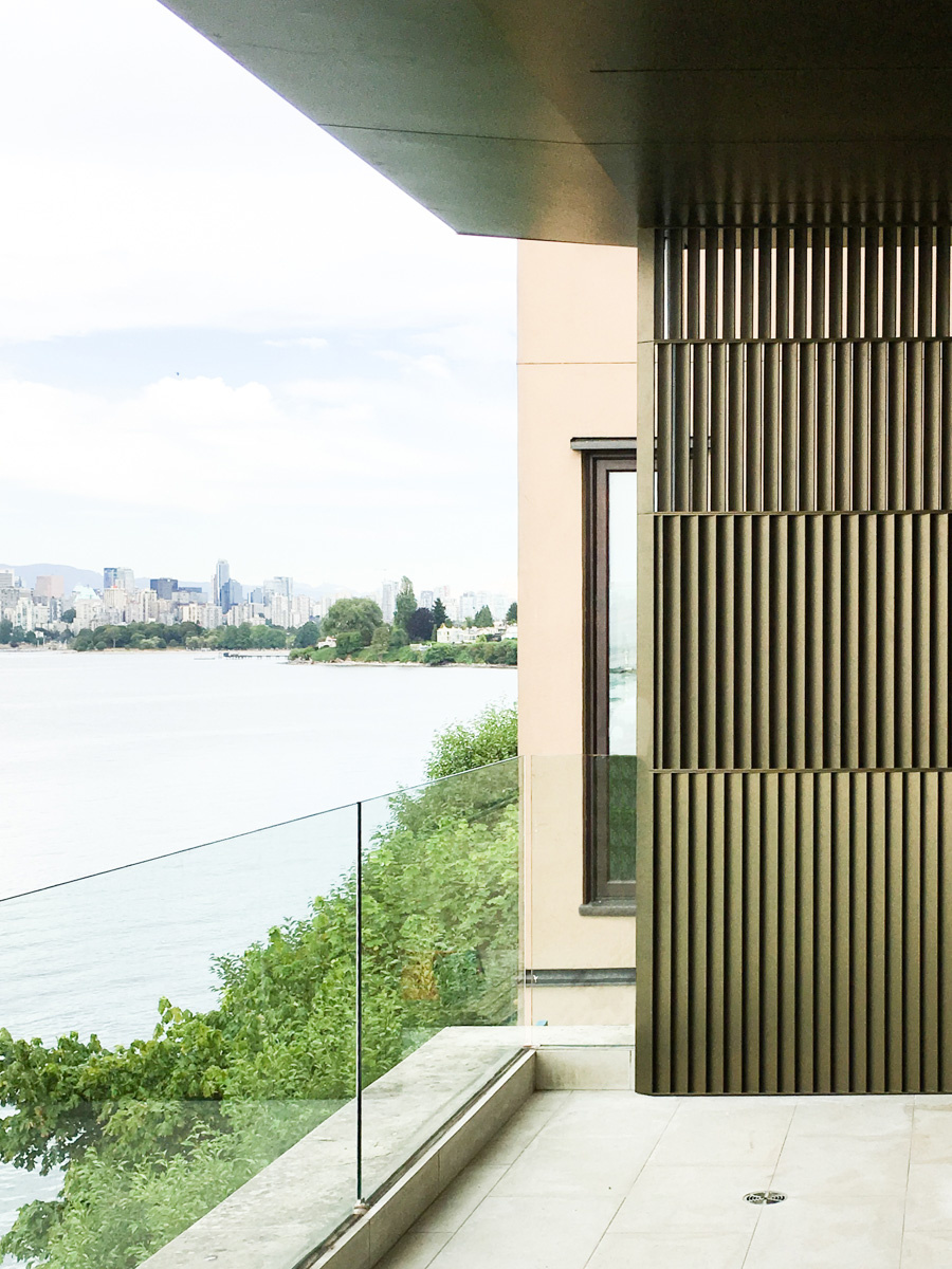 Lenticular Wall — Stephanie Lin - Present Forms