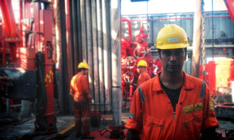 Aragh — Portfolio - Morehshin Allahyari - موره‌شین اللهیاری