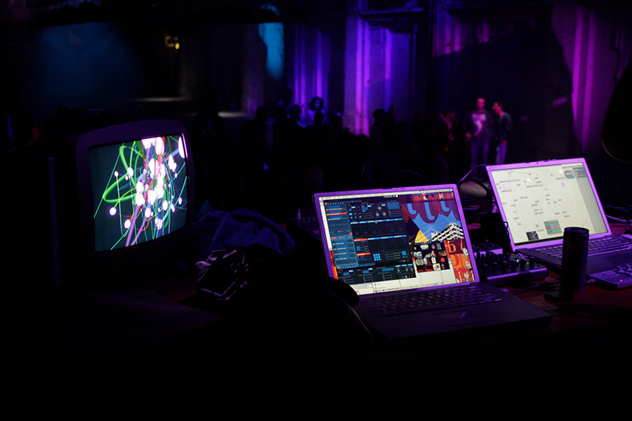 HP gallery — dstry creative studio