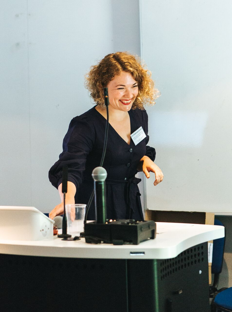 About Ellie — Ellie Robinson-Carter